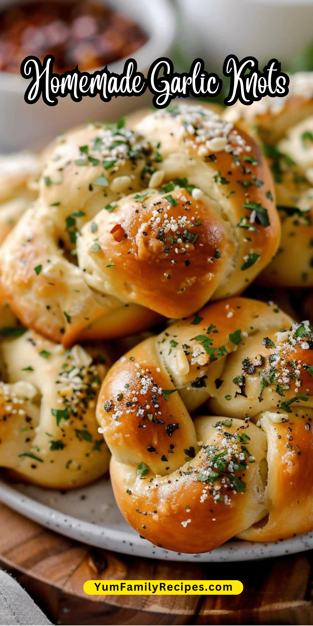 Homemade Garlic Knots | Yum Family Recipes